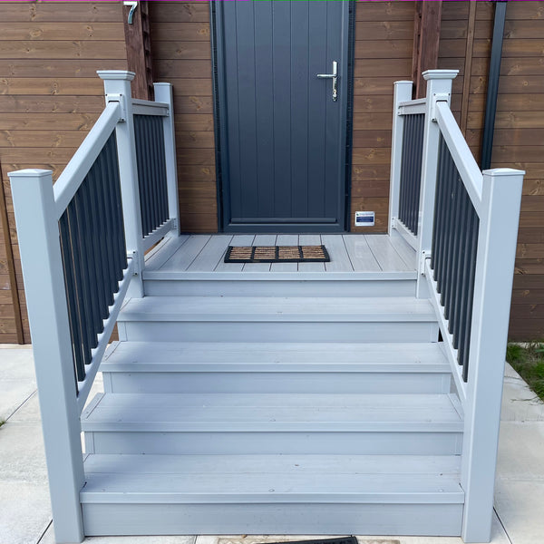 Box Steps with 5’ x 3’ Entry Platform | Deck Supermarket – Deck Supermarket